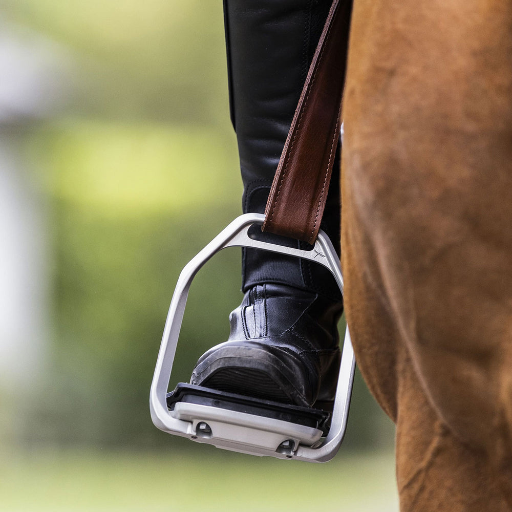 Freejump Air Pure Dressage Stirrups | Silver & Equiport Equestrian